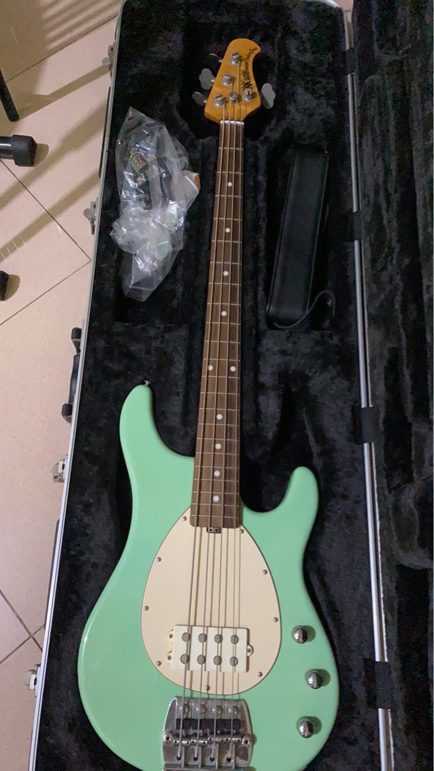 Musicman Sterling Classic 4 Bass, Hobbies & Toys, Music & Media ...