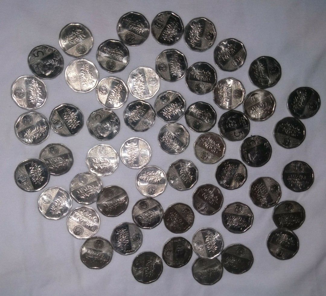 NGC 5 peso nonagonal, Hobbies & Toys, Memorabilia & Collectibles ...