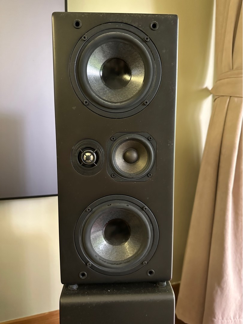 NHT Evolution T5 + Center speakers, Audio, Soundbars, Speakers ...