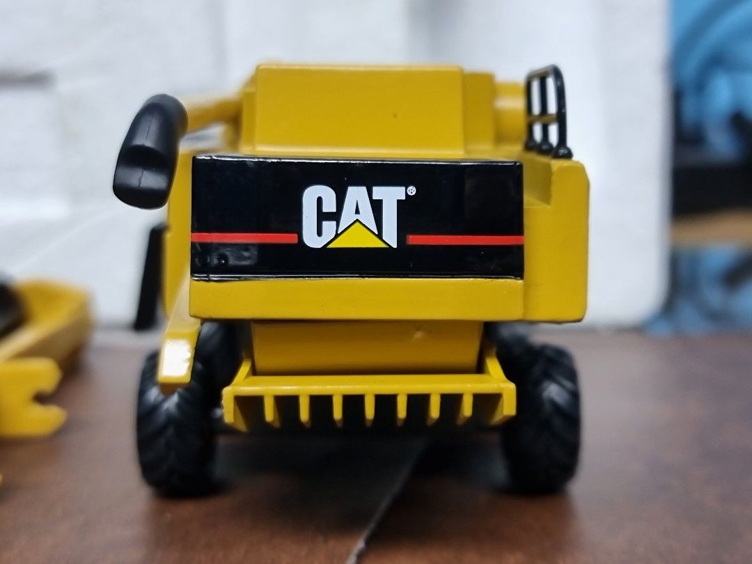 Norscot Caterpillar Lexion 485 Corn Head and Grain Header 1:64 scale ...