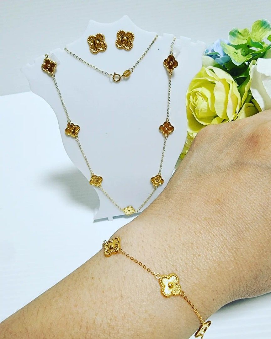 On Hand 1- 8k Saudi Gold VCA set, Women's Fashion, Jewelry & Organisers ...