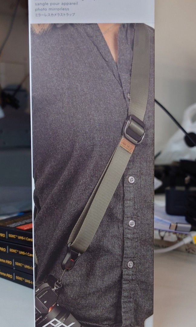 Peak Design Slide Lite Sage Green, Photography, Photography Accessories ...