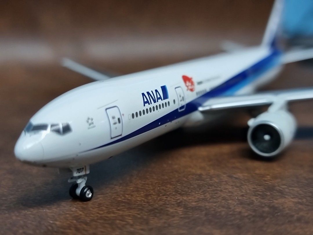 Phoenix ANA (ALL NIPPON AIRLINES) B777-200 1:400 scale Diecast Airplane, Hobbies & Toys ...
