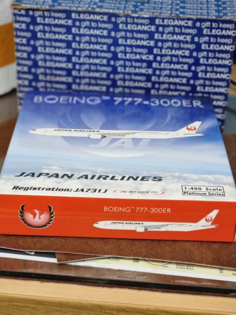 Phoenix Japan Airlines B777-300ER 1:400 SCALE Diecast Airplane, Hobbies ...