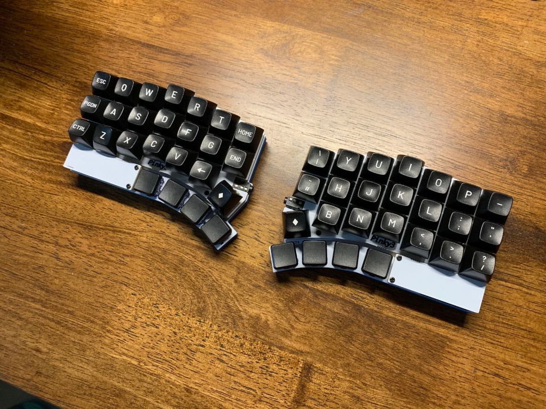 Pinky3 40 percent split keyboard QMK VIA VIAL Tamanishi Open source ...