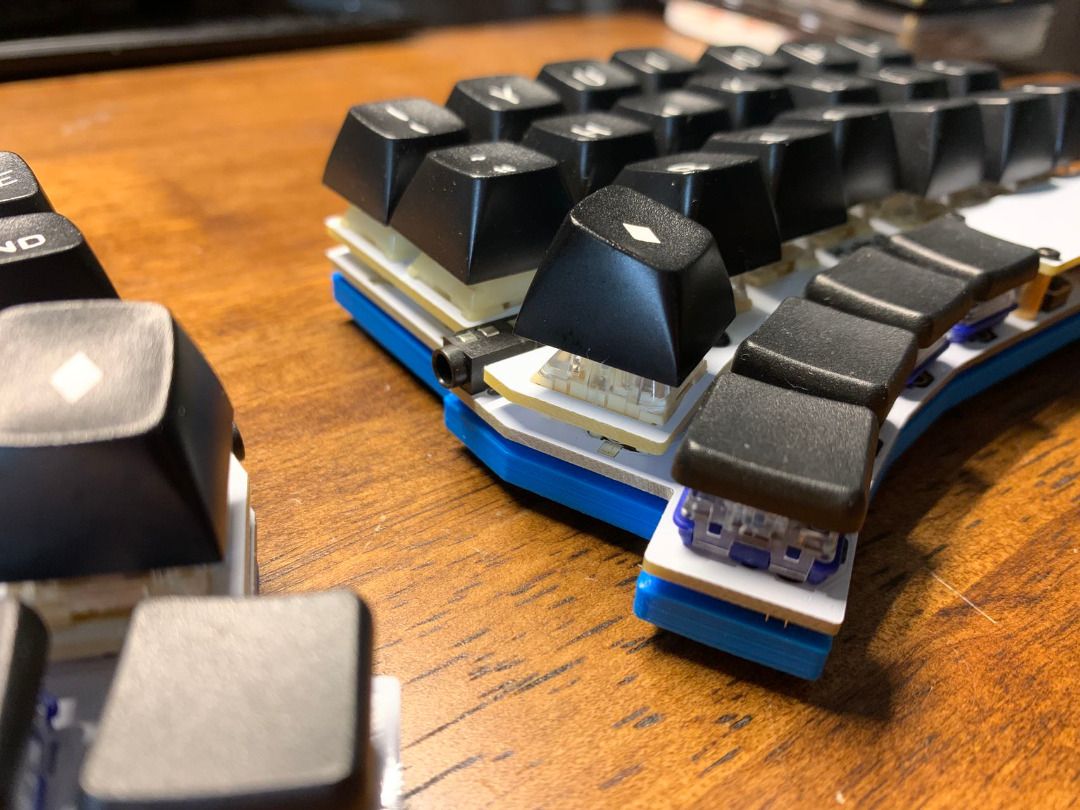 Pinky3 40 percent split keyboard QMK VIA VIAL Tamanishi Open source ...