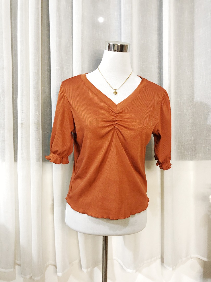 Rust Knitted Puff Sleeves Top, Women's Fashion, Tops, Others Tops on ...