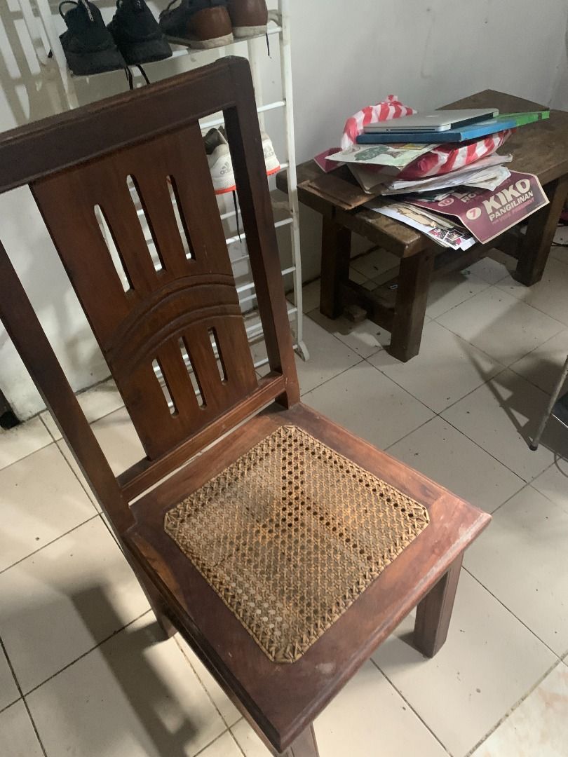 Solohiya Chair, Furniture & Home Living, Furniture, Chairs on Carousell