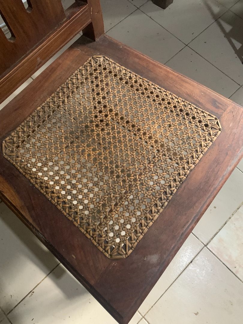 Solohiya Chair, Furniture & Home Living, Furniture, Chairs on Carousell