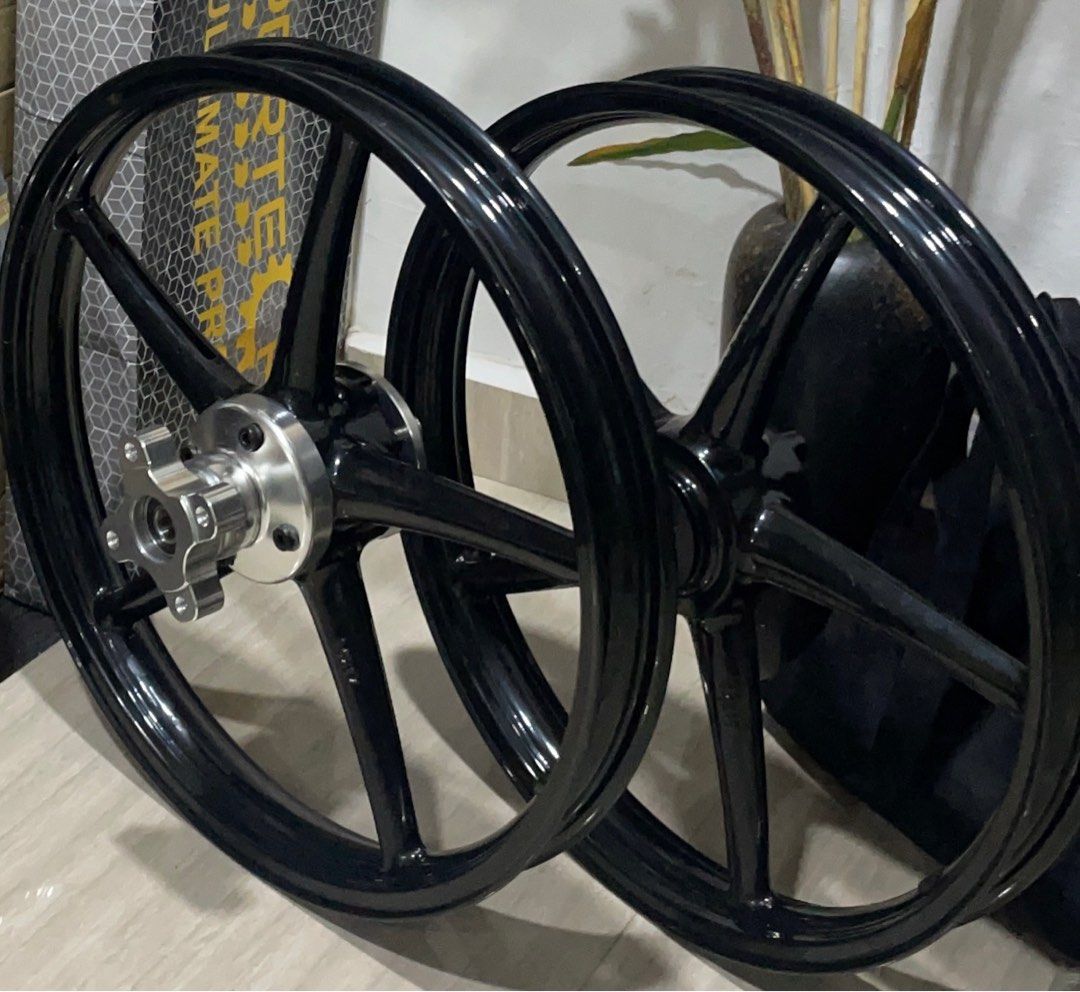 SP522 ENKEI PNP YSUKU, Motorcycles, Motorcycle Accessories on Carousell