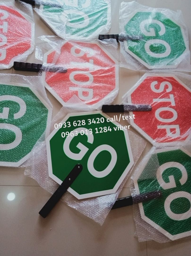 Stop and Go Paddle Sign, Looking For on Carousell
