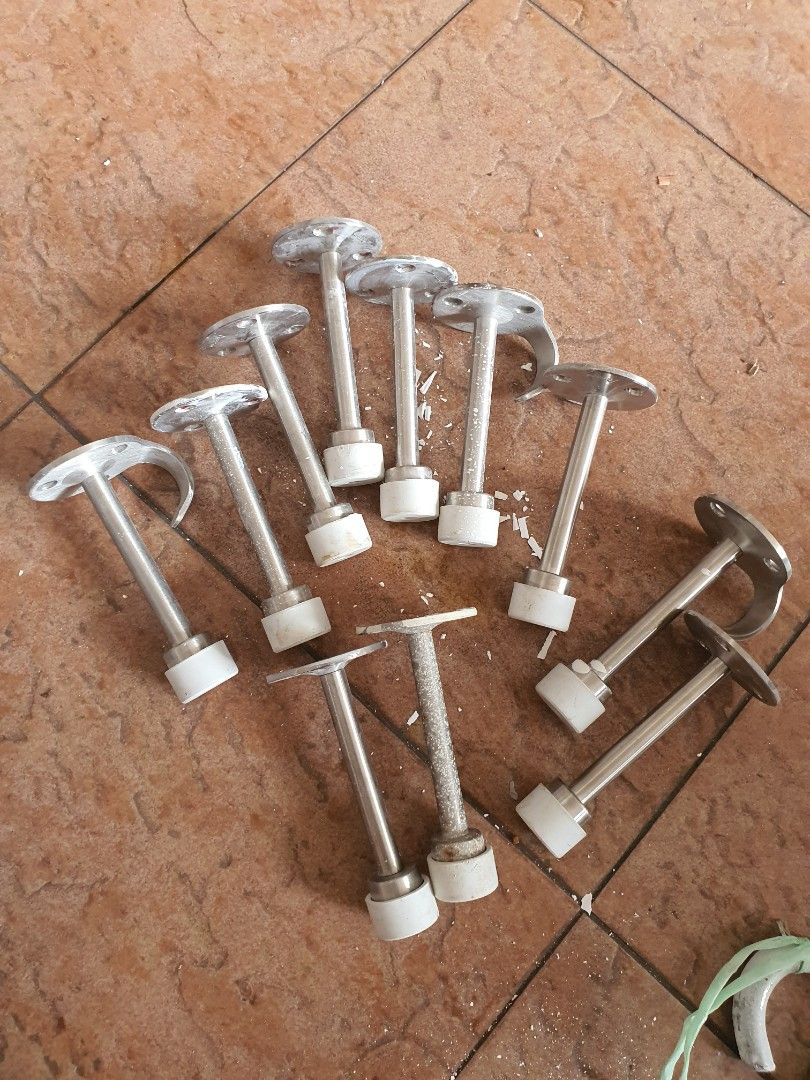 Toilet hook, stopper, fan hook, Furniture & Home Living, Home ...
