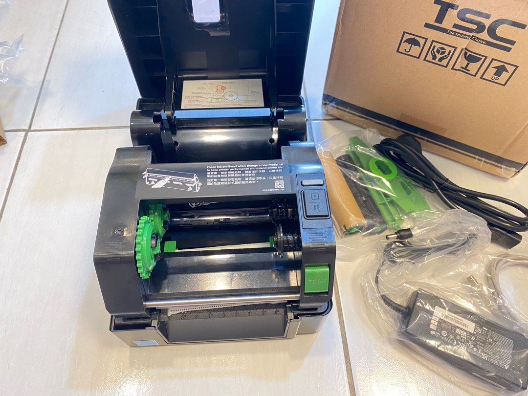 TSC TE310 標籤機 條碼機 熱感式熱轉式兩用機 有網路孔(LAN)全新已拆封檢測試印沒問題, 電腦及科技產品, 印表機及影印機在旋轉拍賣