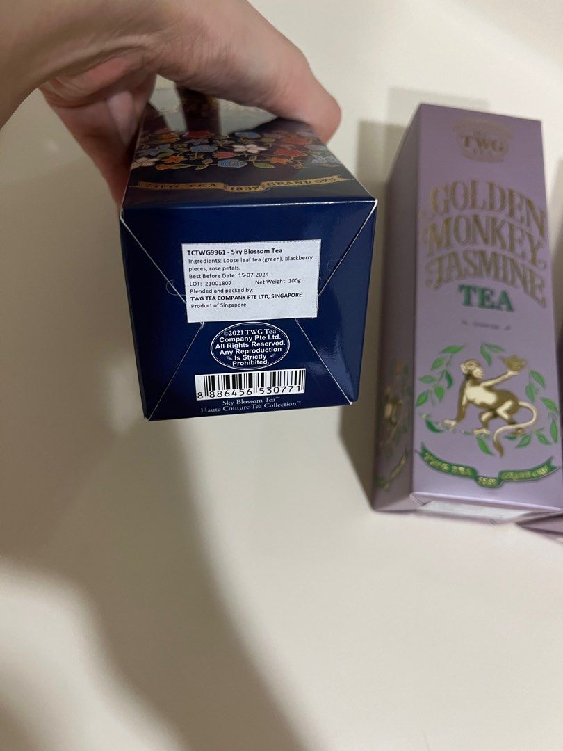 TWG Tea loose tea in tin (golden monkey jasmine and sky blossoM), Food ...