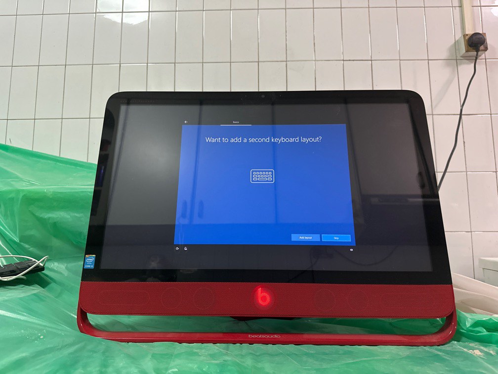 Used HP Beats Special Edition 23-n012 All-in-One Desktop PC, Computers ...