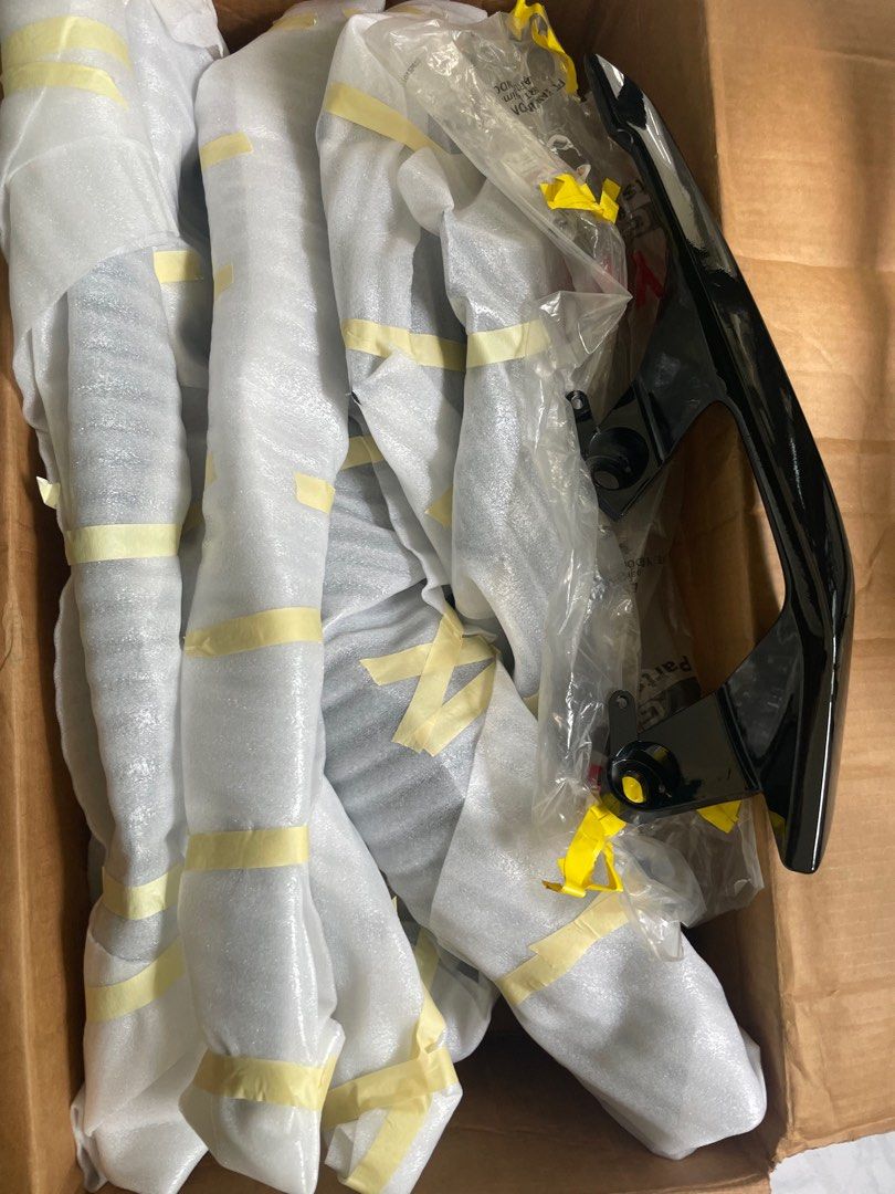 Xmax 300 cover set, Motorcycles, Motorcycle Accessories on Carousell