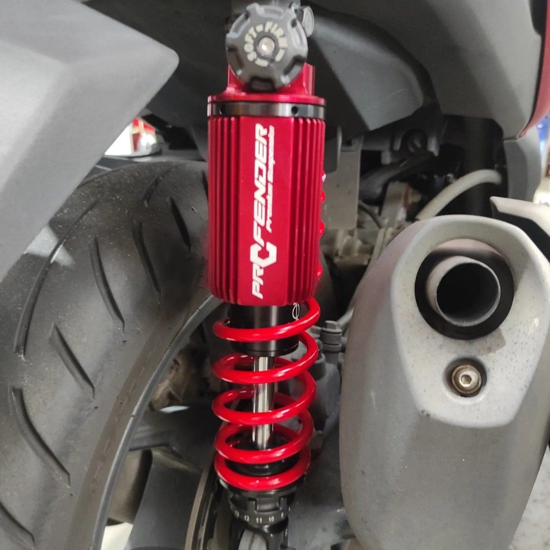 XMAX PROFENDER XSERIES LOWERED RED, Motorcycles, Motorcycle Accessories ...