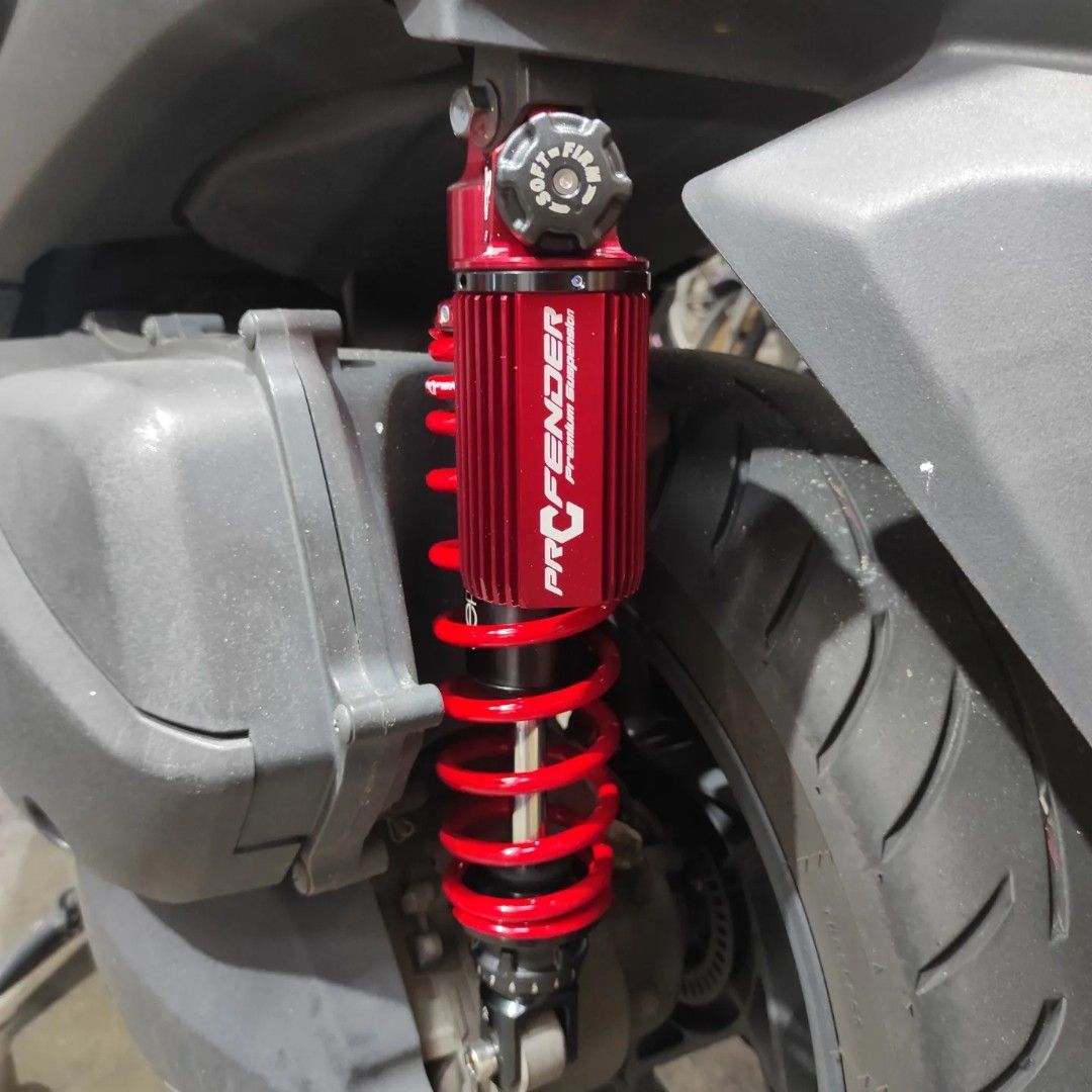 XMAX PROFENDER XSERIES LOWERED RED, Motorcycles, Motorcycle Accessories ...