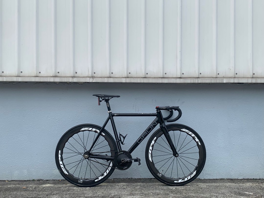 Zipp 454 NSW Carbon Fibre track fixie wheelset oem, Sports Equipment ...