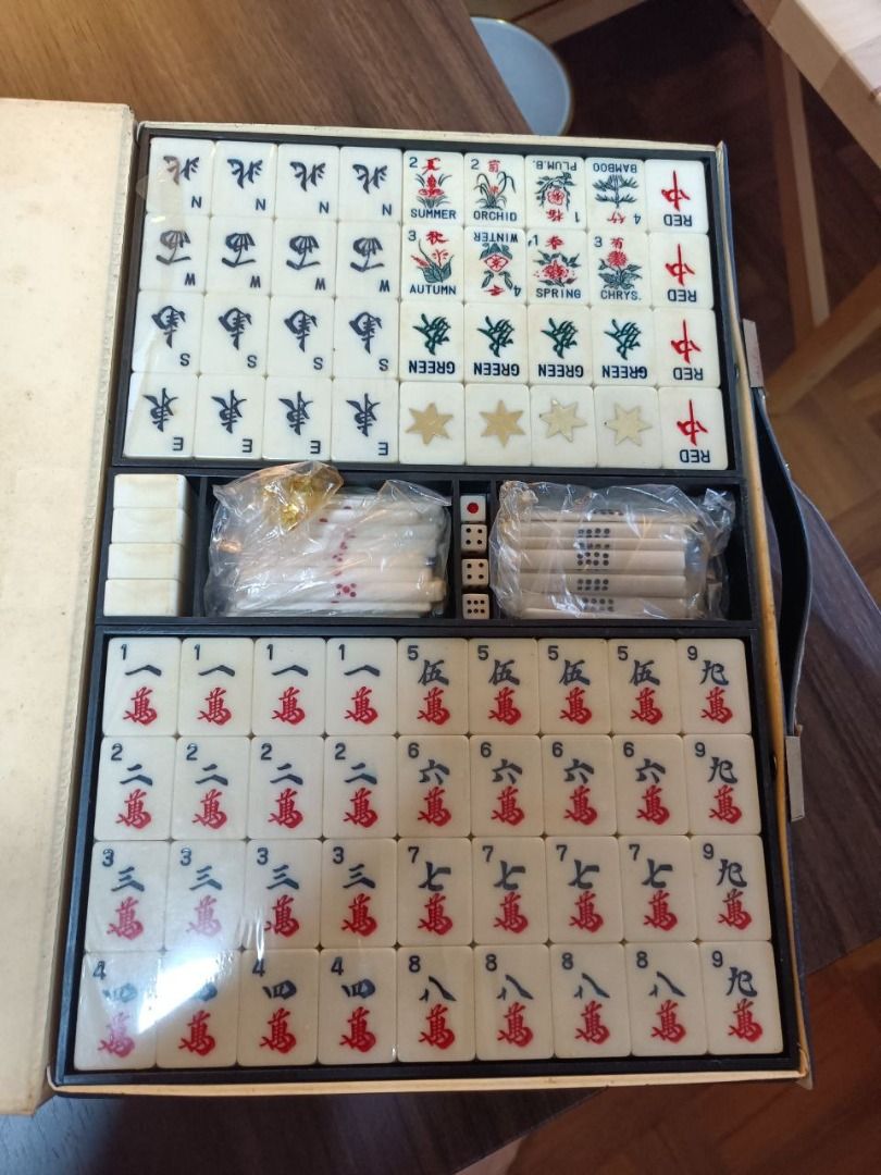 30 years old Mahjong Set (Rare, antique and Unopened) from Hong Kong ...