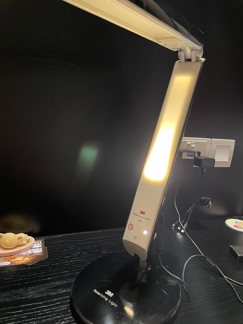 3m polarizing light / table lamp, Furniture & Home Living, Lighting ...