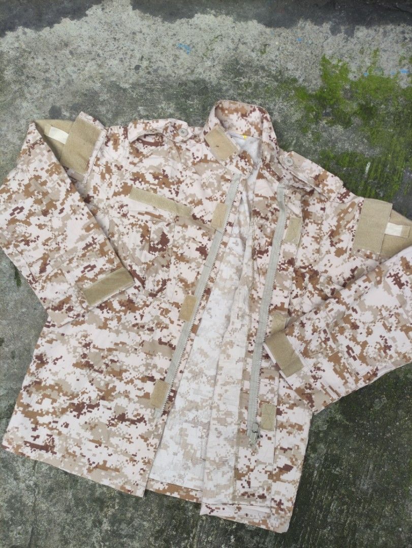 ARMY UNIFORM DIGI CAMOU, Men's Fashion, Coats, Jackets and Outerwear on ...