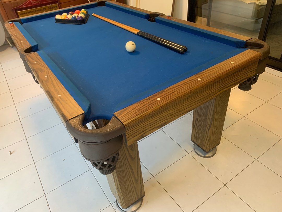 Billiard table with balls and 2 poles, Sports Equipment, Sports & Games ...