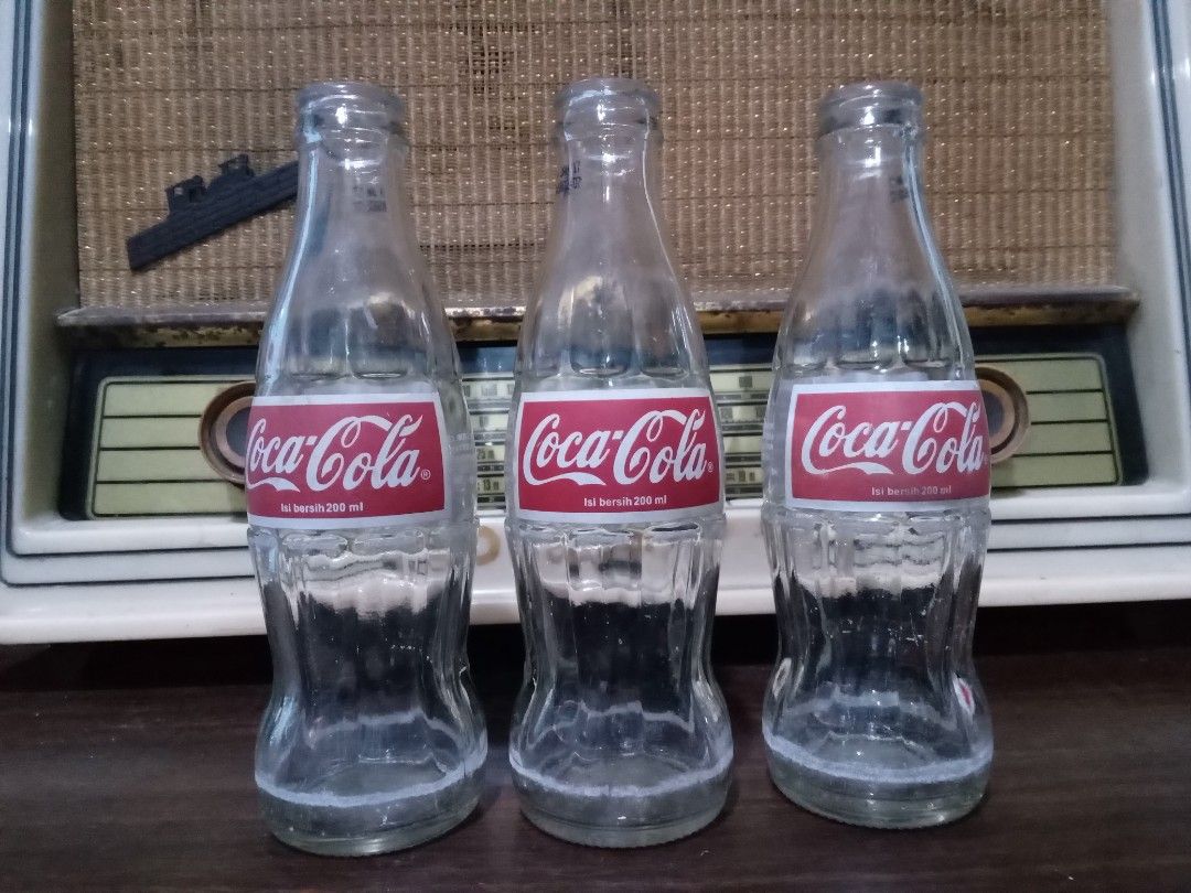 Botol kaca cocacola jadul koleksi antik dekorasi vintage pajangan retro ...