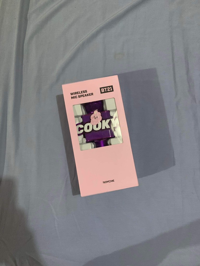 BT21 Cooky Royche Authentic Wireless Mic Speaker, Hobbies & Toys, Memorabilia & Collectibles, K ...