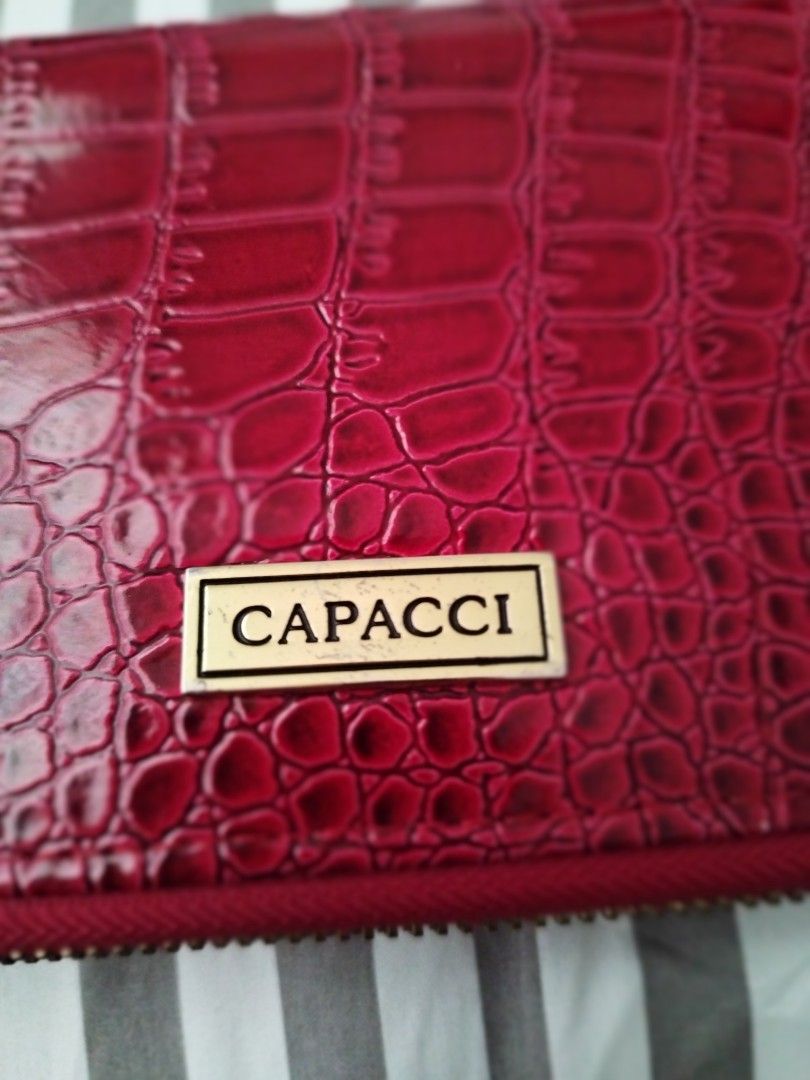 Capacci Wallet, Women's Fashion, Bags & Wallets, Wallets & Card holders ...