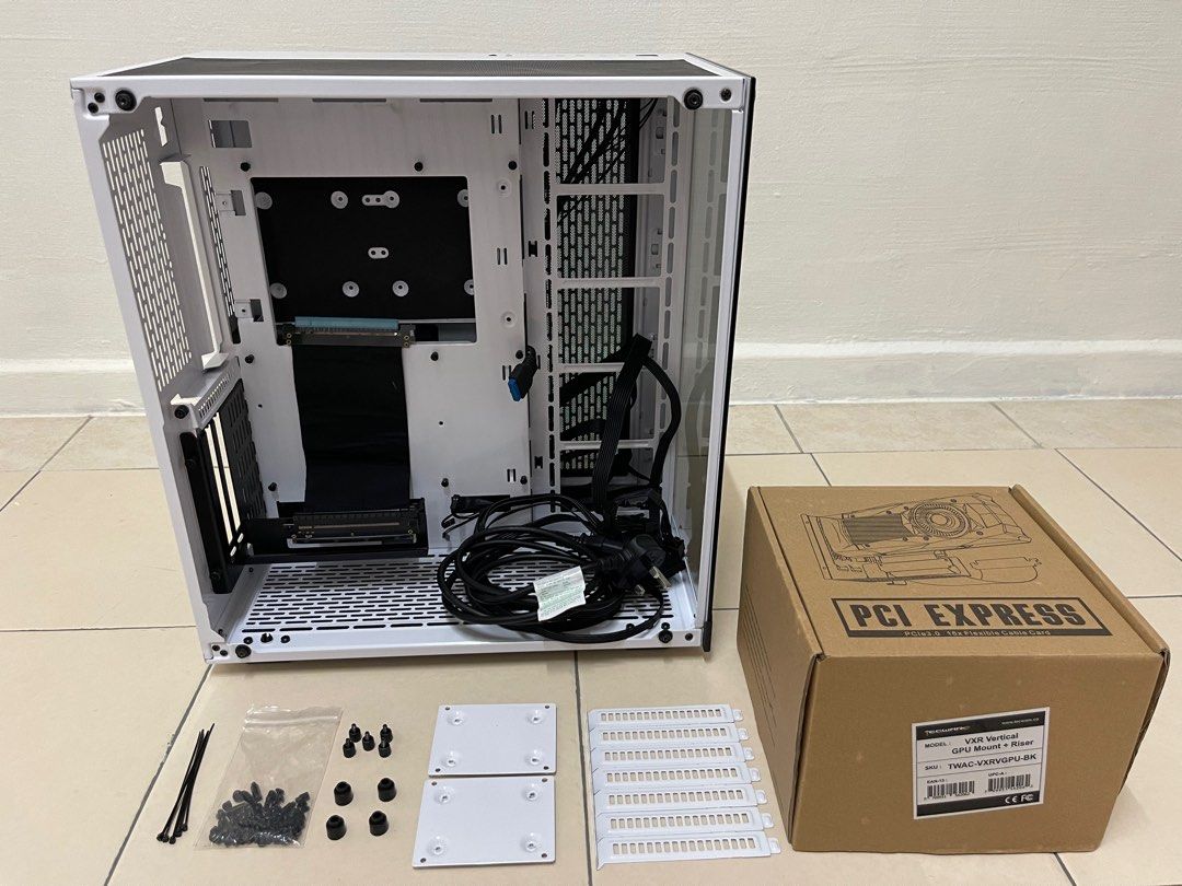 (case & psu) Tecware vxr + vertical gpu mounting kit good Lian li o11 ...