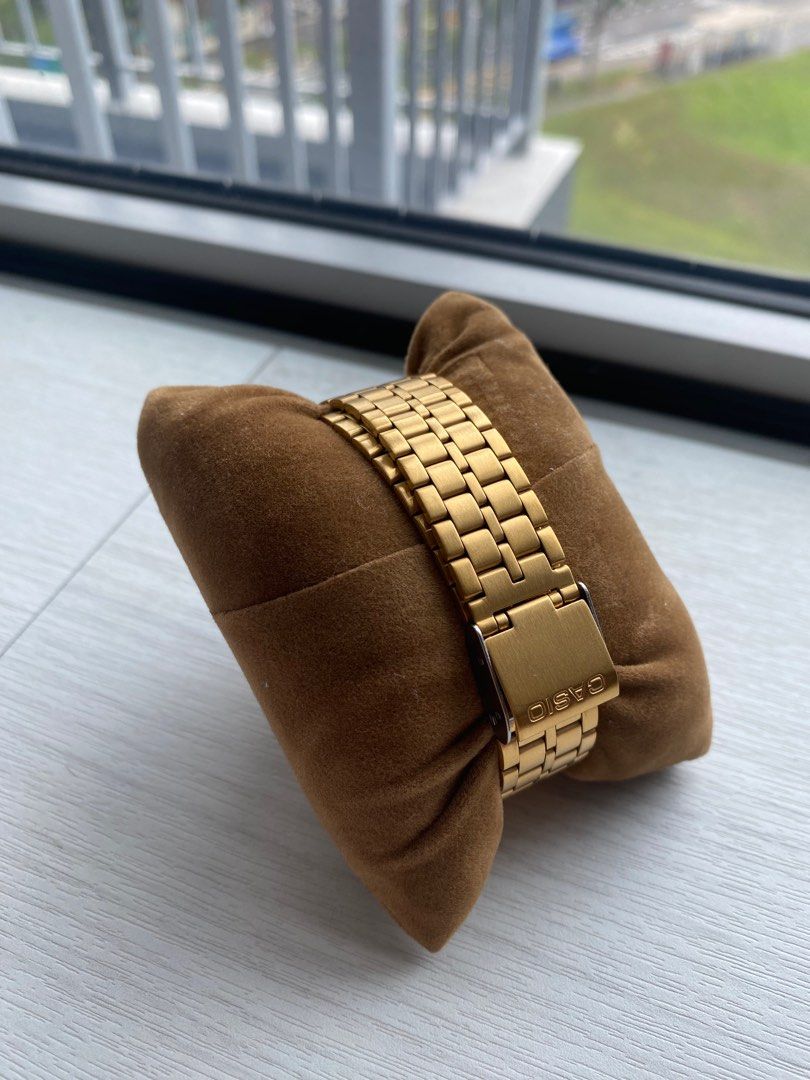 Gold Casio A500WGA-1D World Time Vintage A500 500WGA A-500, Men's ...