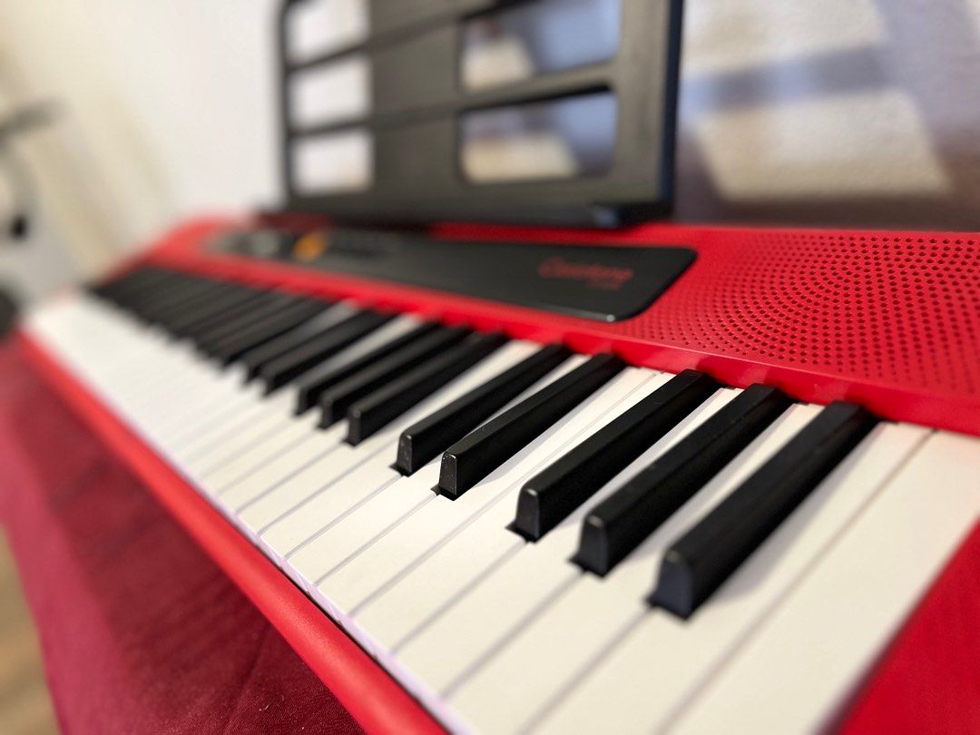 CASIOTONE CT-200 digital keyboard, Everything Else on Carousell