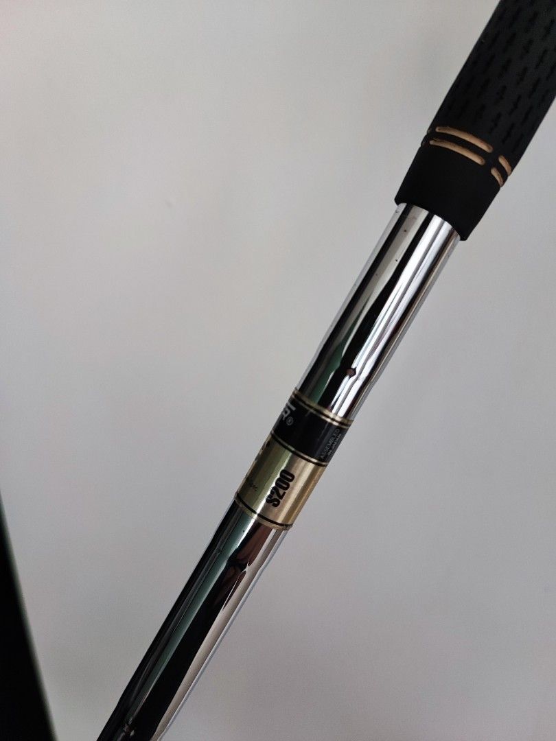 Cleveland RTX- Forged 52 degree Wedge, Sports Equipment, Sports & Games, Golf on Carousell