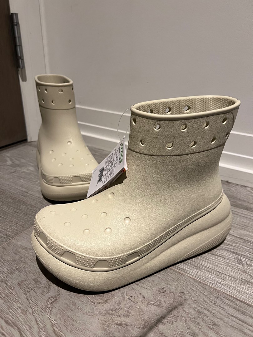 CROCS CRUSH PLATFORM BOOT size 7, Women's Fashion, Footwear, Boots on ...