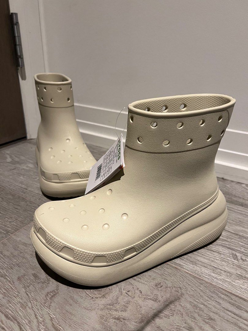 CROCS CRUSH PLATFORM BOOT size 7, Women's Fashion, Footwear, Boots on ...