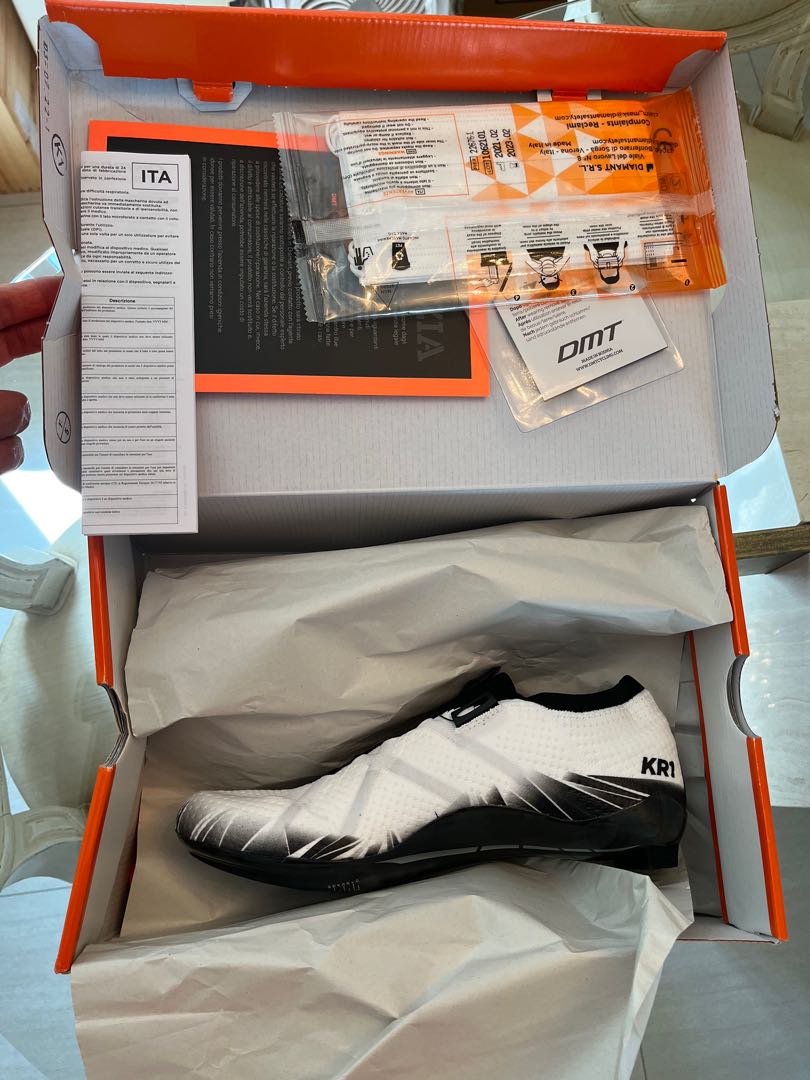 DMT KR1 White Brand New, 運動產品, 單車及配件, 單車 - Carousell