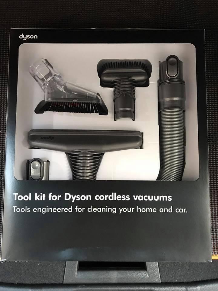 Dyson DC62 cleaning kit, Furniture & Home Living, Cleaning & Homecare ...