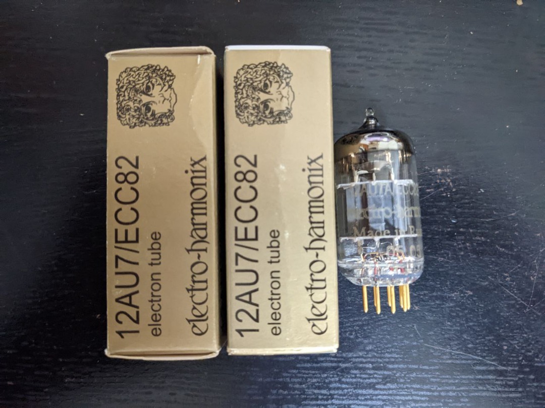 Electro-Harmonix 12AU7 Gold Pin, Audio, Other Audio Equipment on Carousell