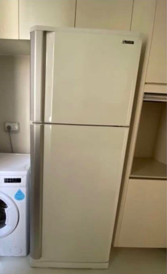 Fridge freezer 2 doors Mitsubishi MR F51C, TV & Home Appliances ...