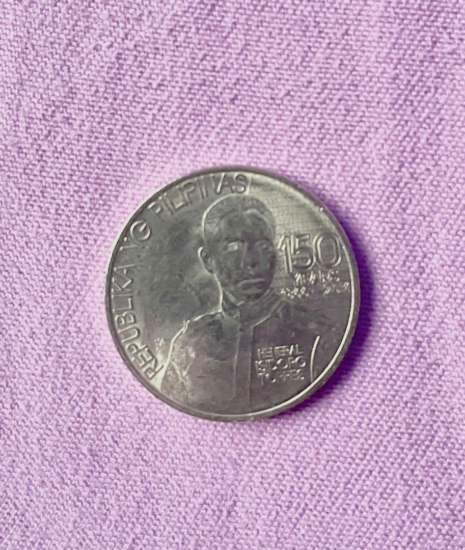 Gen. Isidoro Torres Commemorative 1 Peso Coin, Hobbies & Toys ...