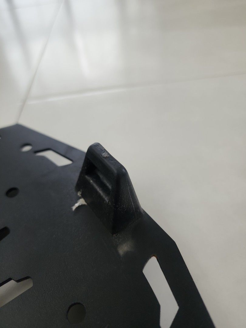 Givi monokey Kappa compatible base plate for top box, Motorcycles ...