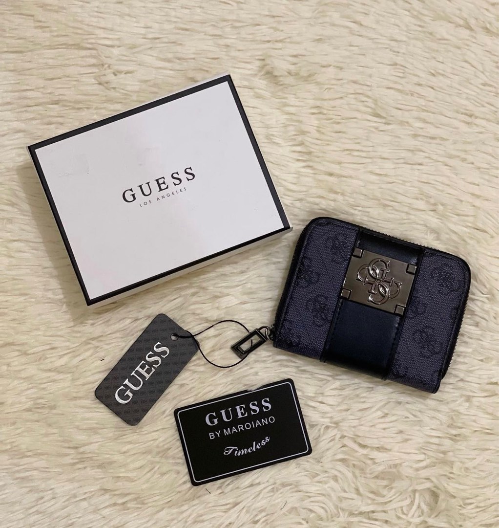 GUESS Small Logo Wallet, Women's Fashion, Bags & Wallets, Wallets ...