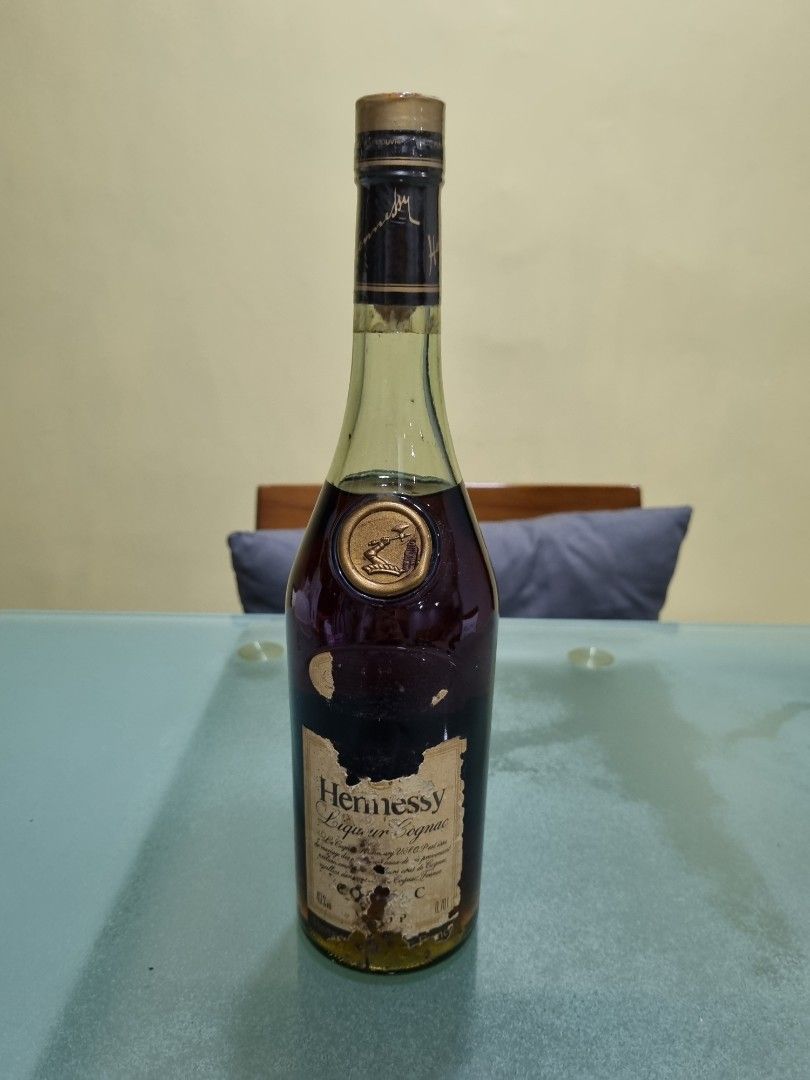 Hennessy Liquor Cognac 700ml, Food & Drinks, Alcoholic Beverages on ...