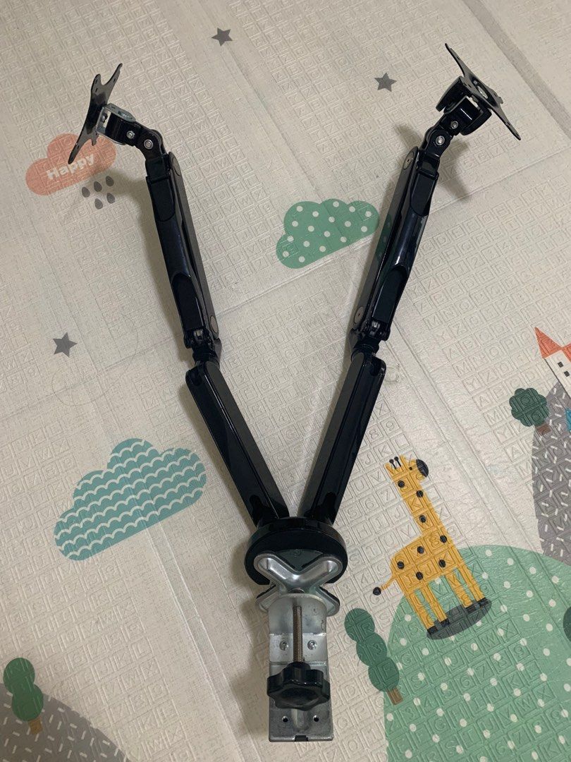 Insignia Dual Monitor Stand, Computers & Tech, Parts & Accessories ...