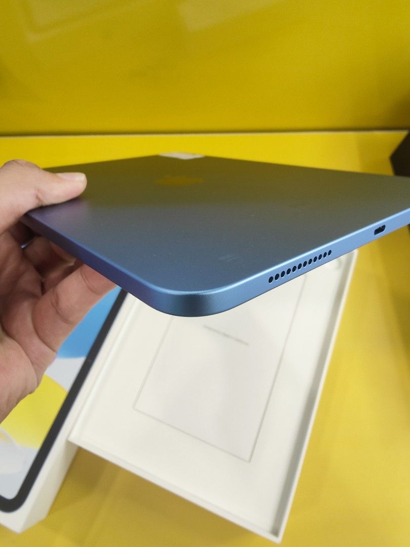 IPAD 10TH GEN 64GB WIFI BLUE 10571, Mobile Phones & Gadgets, Tablets ...