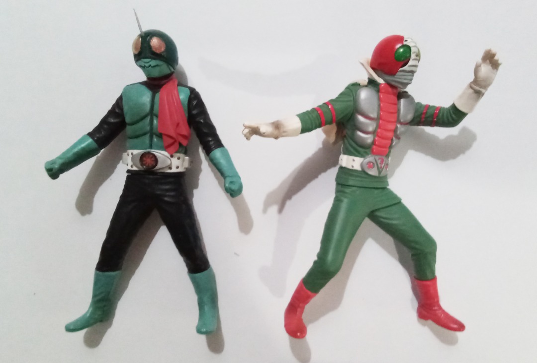 KAMEN RIDER LOT (2 USED LOOSE 6 INCHES TALL FIGURES)(BANDAI), Hobbies ...