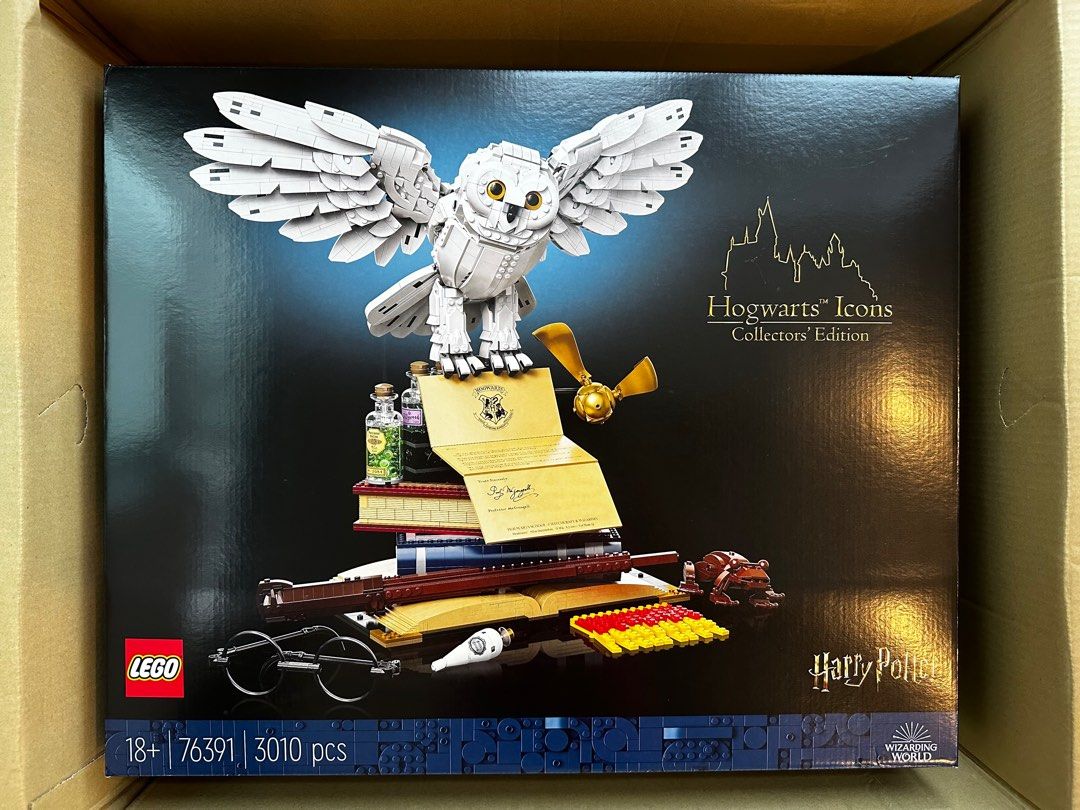 Lego Harry Potter 76391 Hogwarts Icon - Collector’s Edition, Hobbies ...
