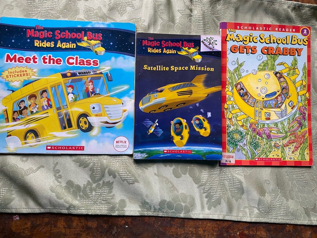 Magic School Bus books , set of 3, Hobbies & Toys, Books & Magazines ...