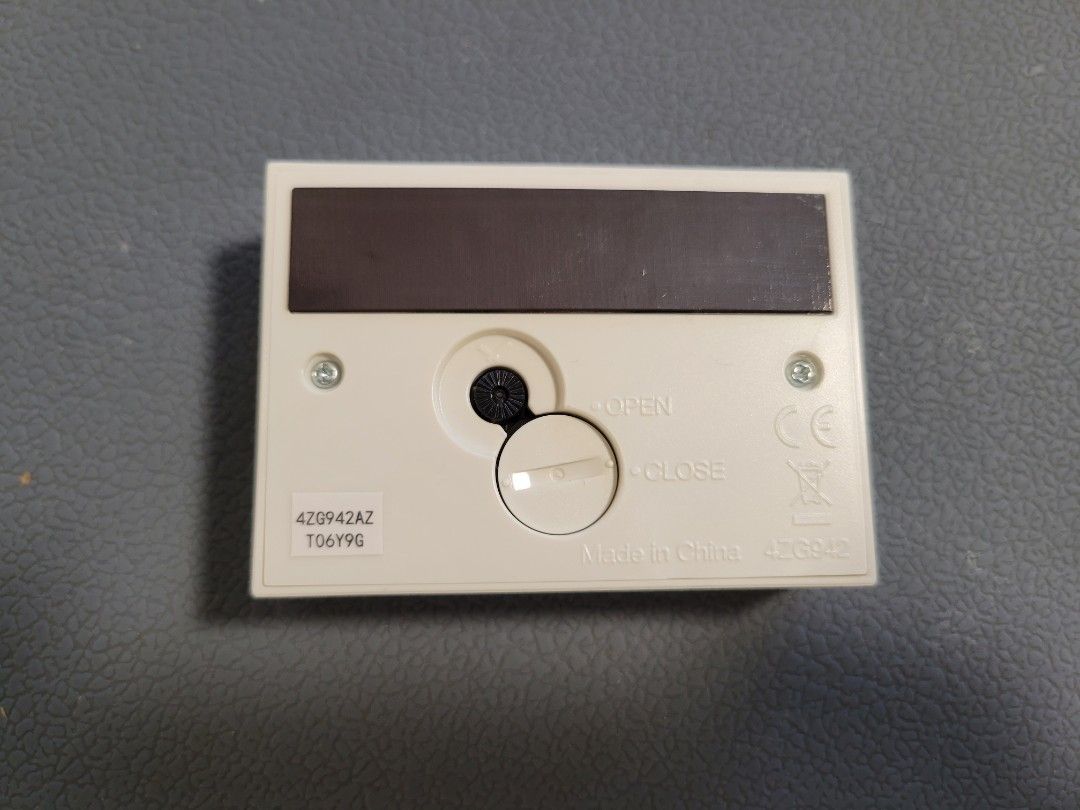 Muji mini clock, 家庭電器, 其他家庭電器 - Carousell